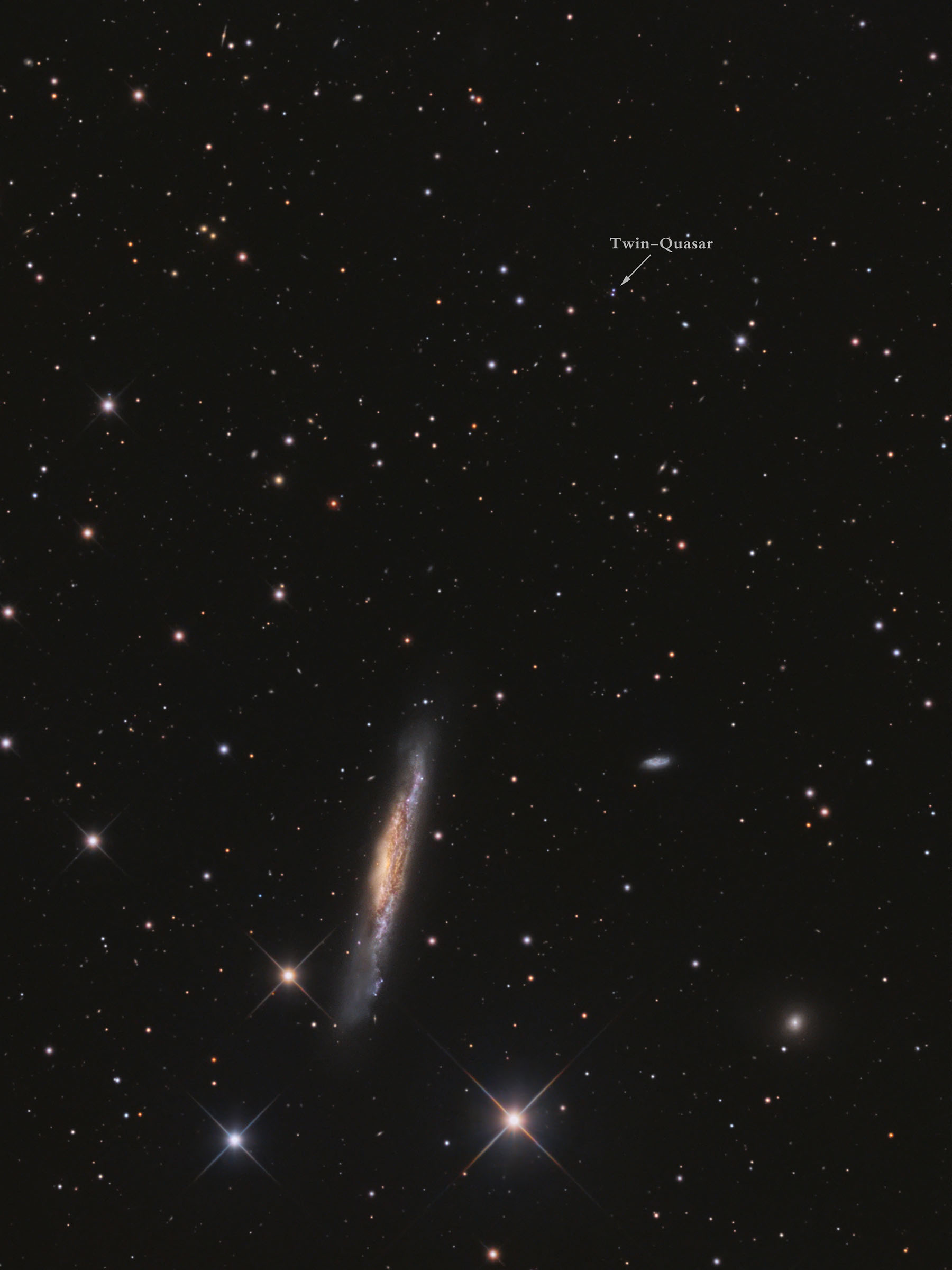 NGC 3079 mit dem Twin-Quasar | Astronomie.de - Der Treffpunkt für ...
